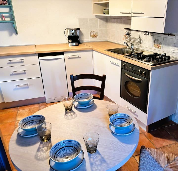 Modernisiertes Steinhaus Mit Garten - Zentrum Cres - Cres