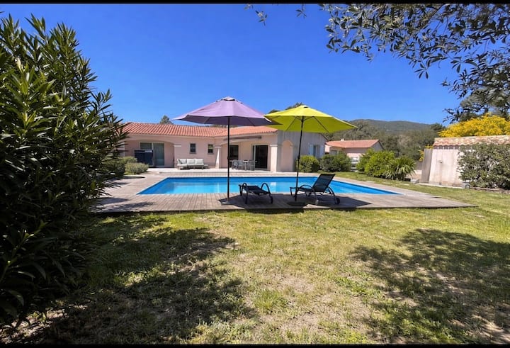 Villa Climatisée Avec Piscine 8 Personnes - Lecci