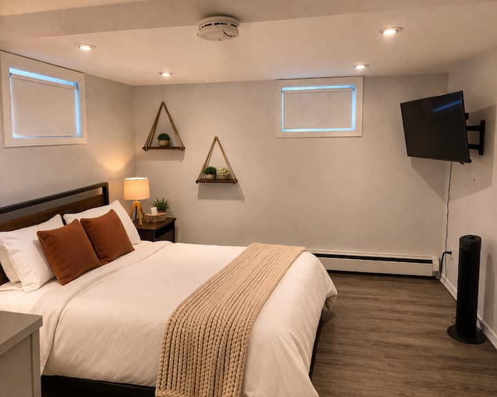 Near Dt | Parking | Pets Welcome | Fast Wifi - Brantford