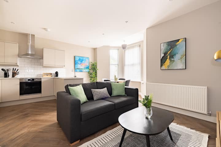 Stylish Plymouth Stay | Sleeps 4 & Free Parking - Plymouth