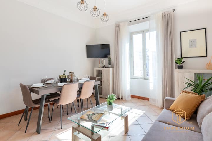 Luxury Flat| 12pax, 4 Bdrm, 8 Min Metro, Center - Italy