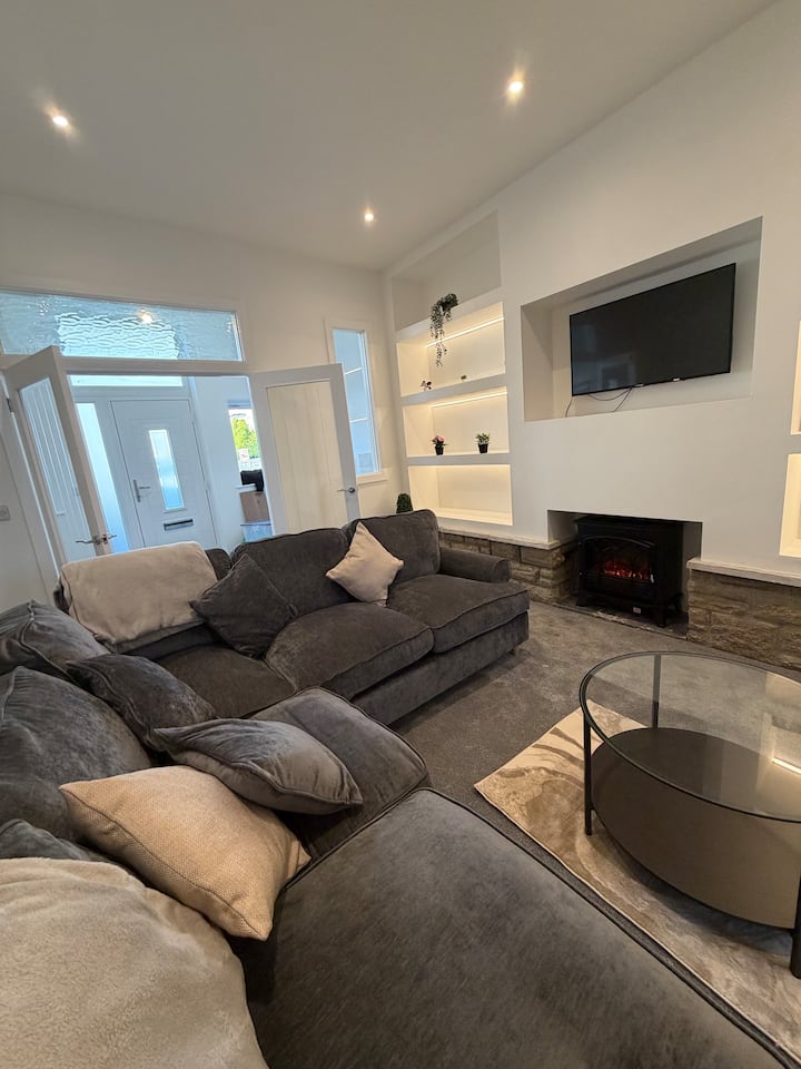 Spacious 3br Home | Smart Tv | Long Stay - Bristol