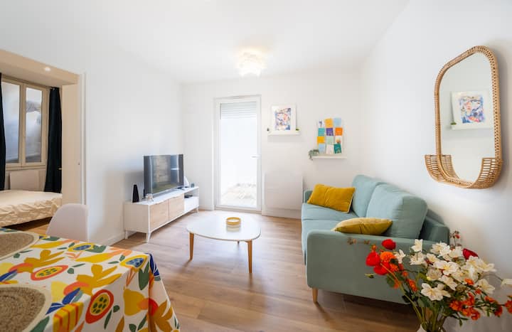 Bm "Le Patio Juvénal" Beau T2, Patio, Centre Ville - Montpellier