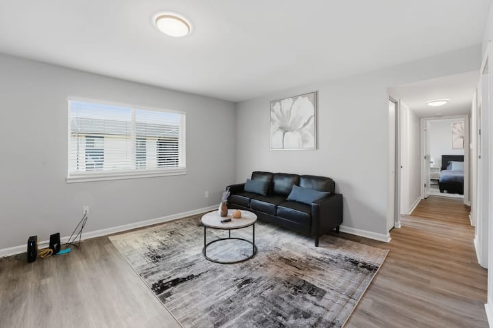 Modern 2br | Fast Wifi | Near Duke - Chapel Hill, NC