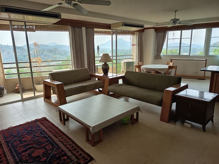 Spacious Corner Condo/kitchen/ideal For Long Stay - Chiang Rai