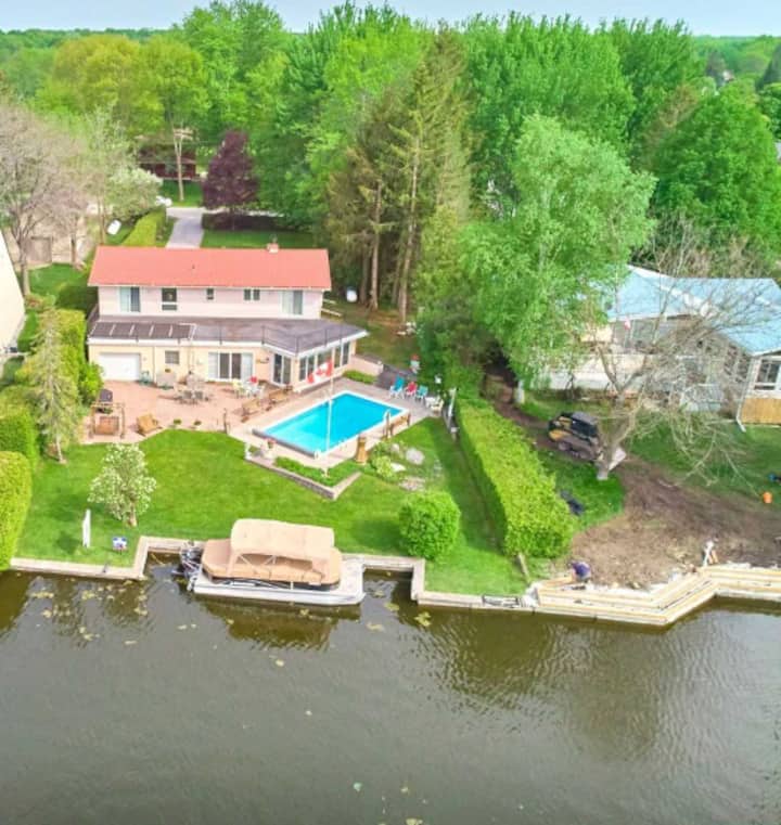 The Ultimate Waterfront Resort:private Pool, Sauna - Kawartha Lakes