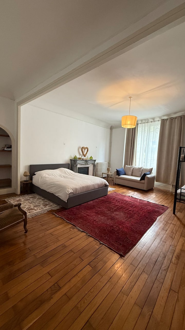 Grande Chambre Cosy Au Cœur De Bourges - 4 Pers - Bourges