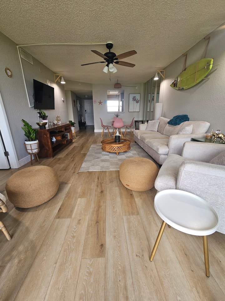 Beautiful Condo On Clearwater Golf Course - Largo, FL