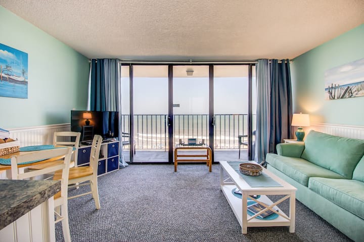 Oceanfront 1br Retreat At Carolina Beach - Carolina Beach, NC