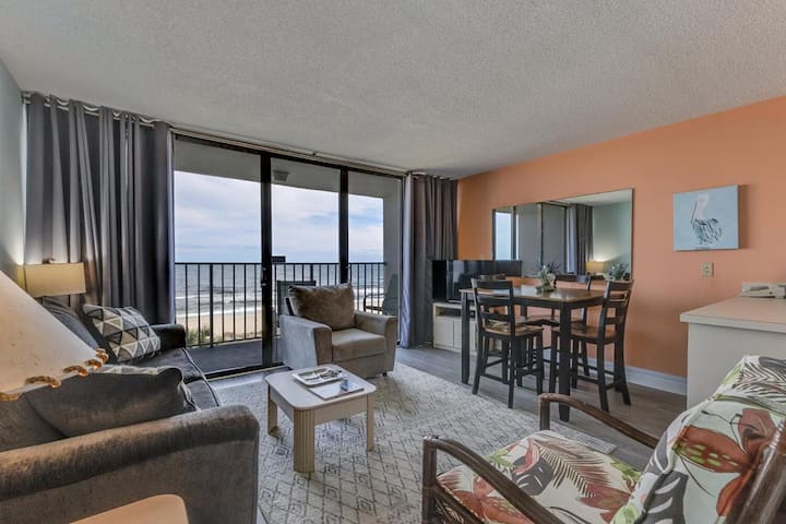 Oceanfront Paradise In Carolina Beach - Carolina Beach, NC