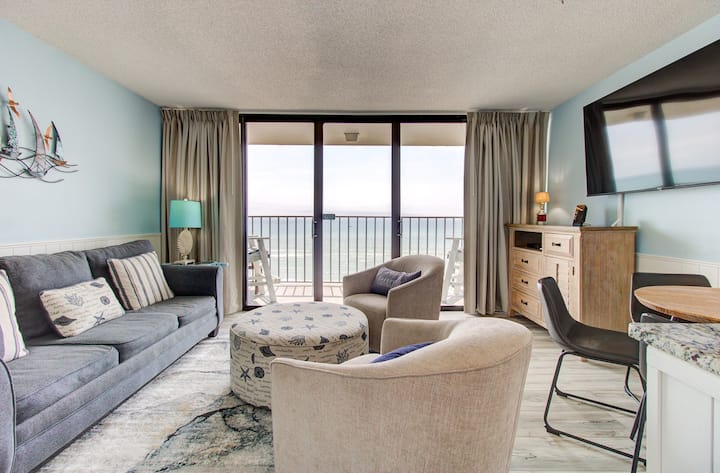 Oceanfront 1br Retreat In Carolina Beach - Carolina Beach, NC