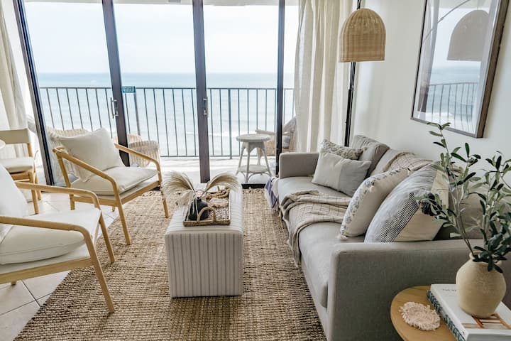 Oceanfront 2br Escape At Carolina Beach - Carolina Beach, NC