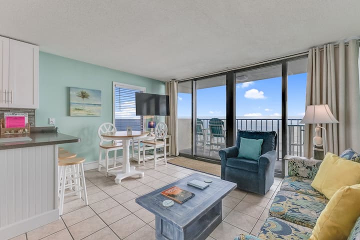 Oceanfront 1br Retreat At Carolina Beach! - Carolina Beach, NC