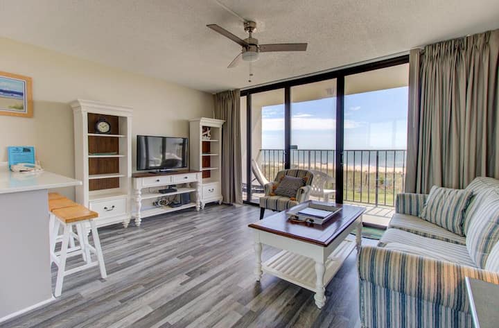 0204 Seaside Sanctuary: Oceanfront Escape - Carolina Beach, NC