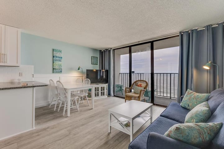 Oceanfront 1br Getaway At Carolina Beach - Carolina Beach, NC