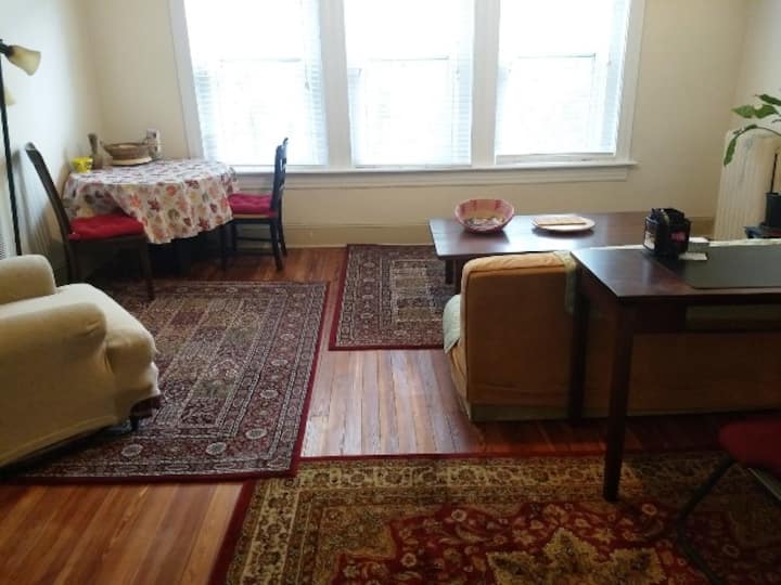 Fully Furnished Sunny 1br Apt - Baltimore