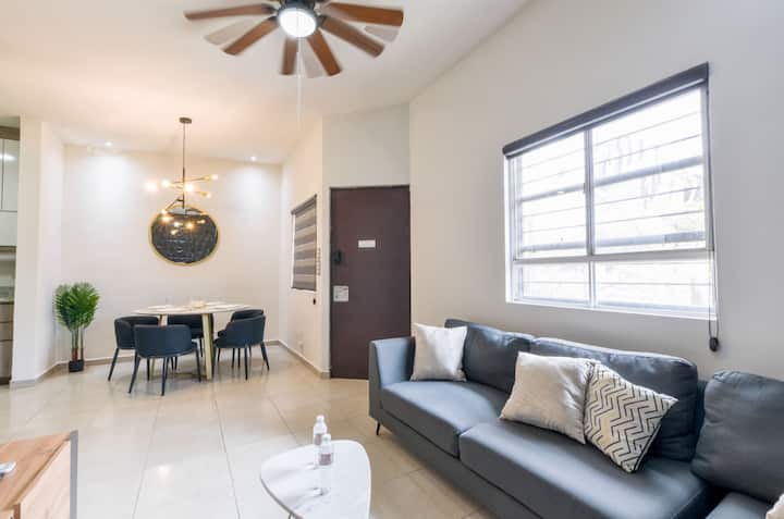 Colonia Privada, Cajón Privado & 5 Camas Para 6 H - Monterrey