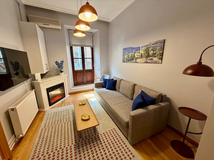 Relaxing 2br Apartment With 3ac @Taksim - İstanbul