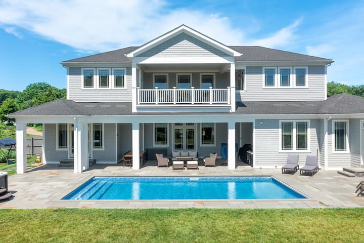 Sleep 20 - Brand New, Pool, Hot Tub, Game Room - Rhode Island