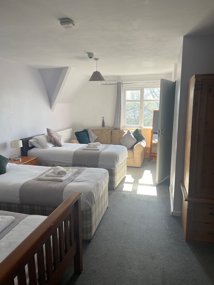 Wheatley Hotel. - Doncaster