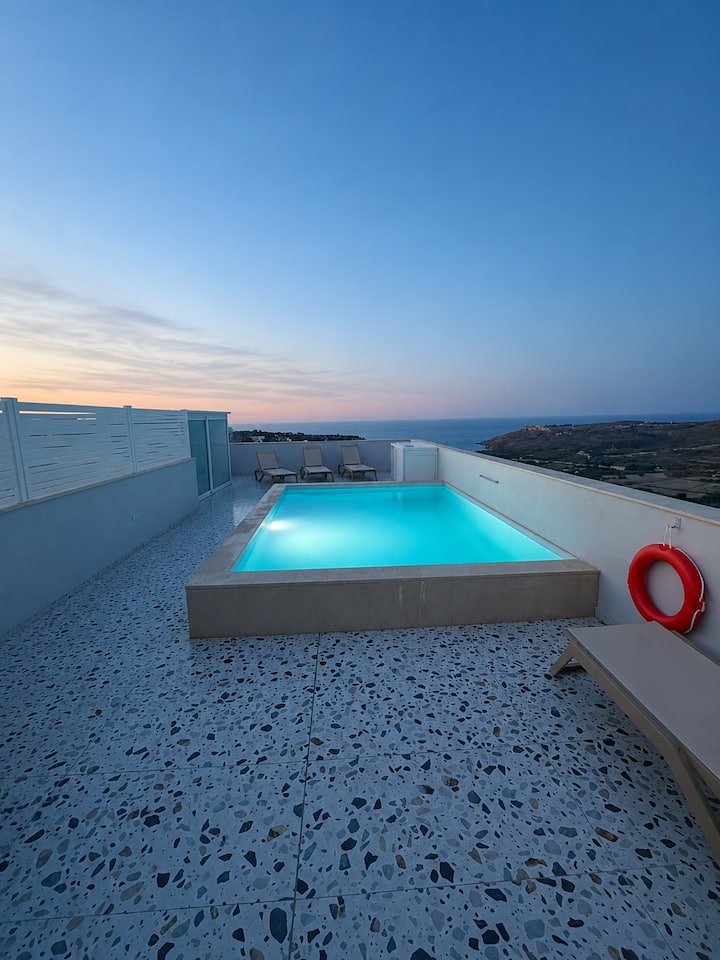 Luxury Gozo Penthouse-private Pool-da Carmelo - Malta