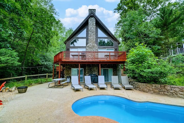 Lakefront A-frame | Private Pool, Beach & Dock! - Bumpass, VA