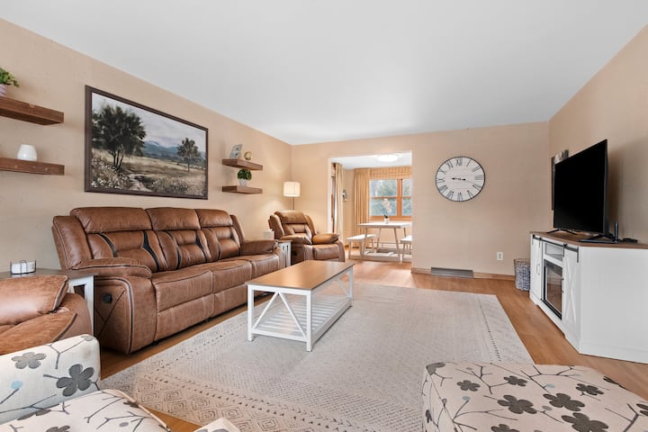 Ultimate Gb Stay-titletown- Near Park - Green Bay