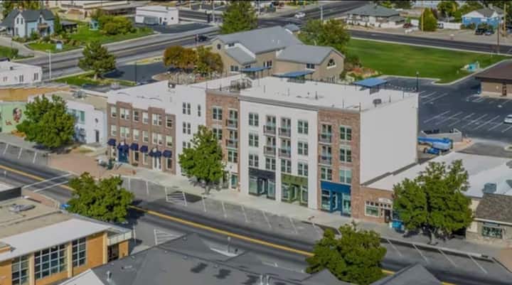 Upscale 3br Retreat-spacious Living - Waffles Too! - Orem, UT