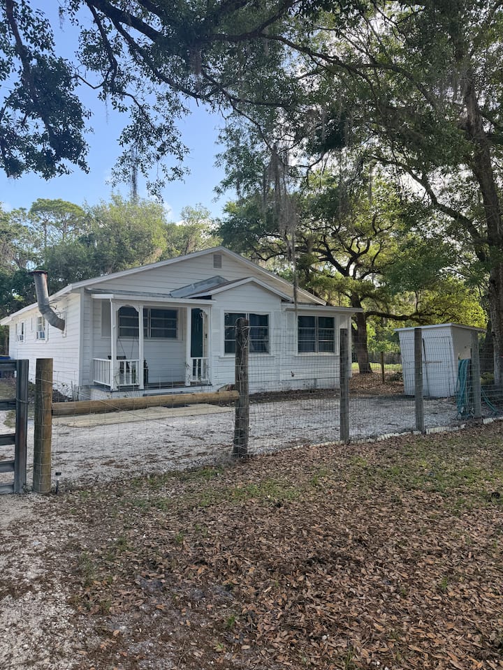 1958 Farmhouse On The Florida Cracker Trail - Sebring, FL