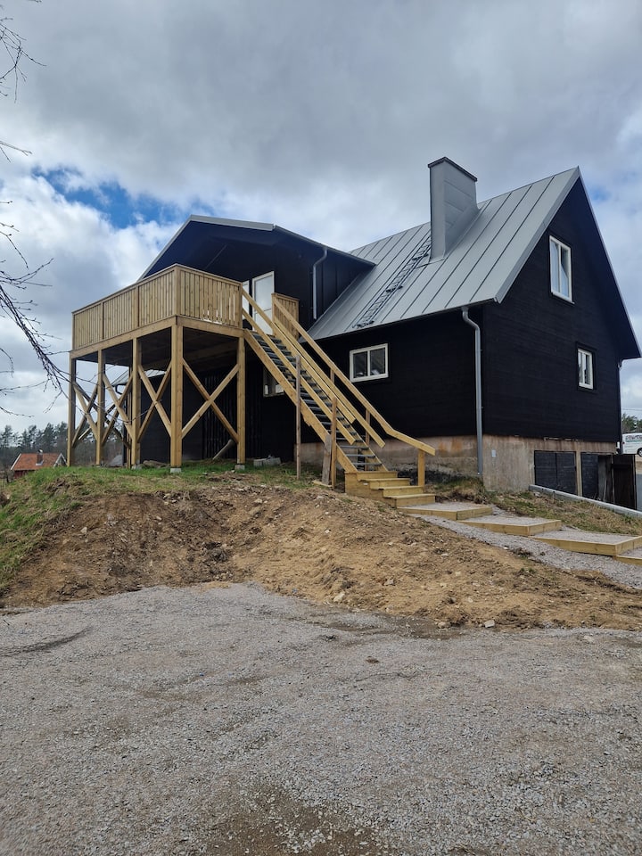 Gårdsstuga I Natursköntläge
4 Rum 6 Bäddar - Ronneby