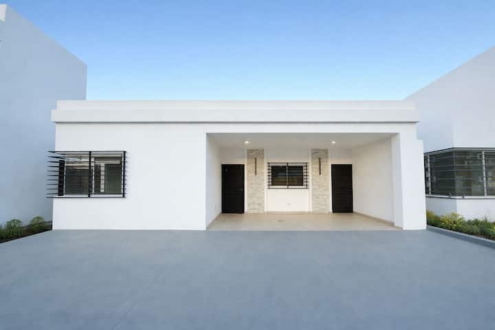 Hermosa Casa En San Juan Del Sur. 1km De La Playa. - San Juan del Sur