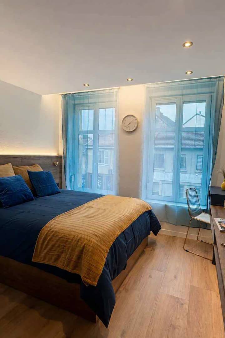 Suite Au Coin Bleu - ÉLégance, Confort Et Sérénité - Montigny-lès-Metz
