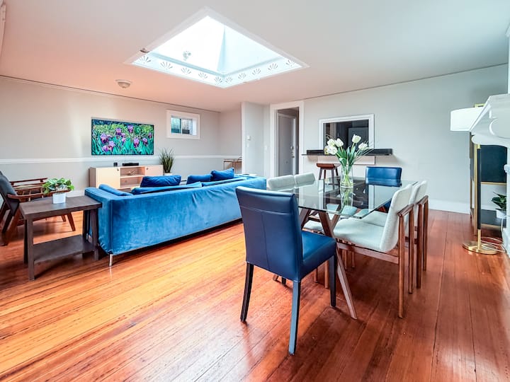 (M-6) 3 Bedroom! Walkable! Back Bay Gem! - Boston, MA
