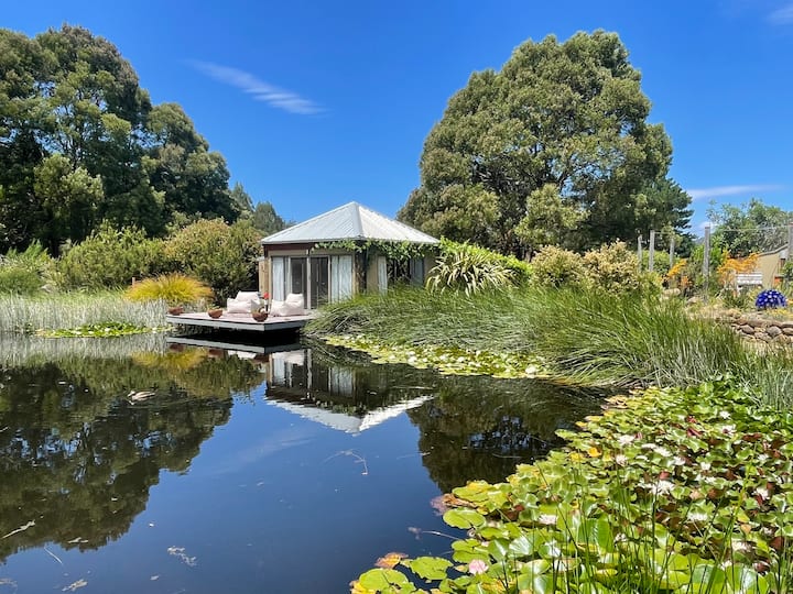 The Lily Pad,  Warburton - Warburton