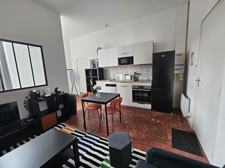 Le Qg Des Super-heros - Central / Wifi/ Linge - Beaupréau