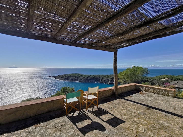 Villa With Stunning View In Fetovaia - Marina di Campo