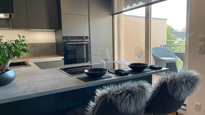 Modernes Schmuckstück Nahe Düsseldorf - Duisbourg