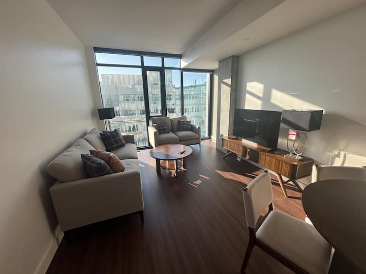 1br Apartment Downtown W/ Free Parking - Coronado, CA