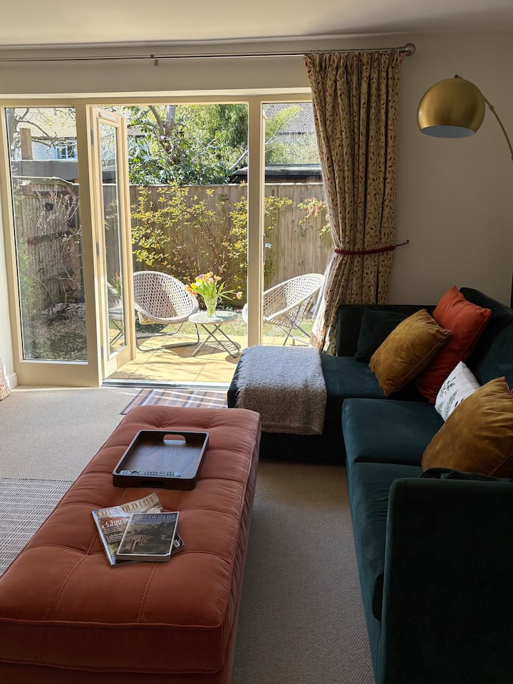 Home In Moreton-in-marsh With Gated Parking - Stow-on-the-Wold