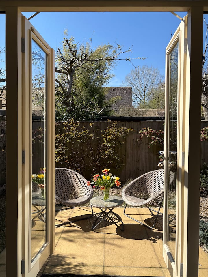 Home In Moreton-in-marsh With Gated Parking - Chipping Campden