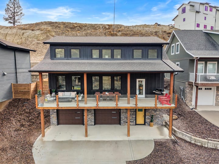Solace | Beach Access | Hot Tub | Fire Pit | Pets - Invermere