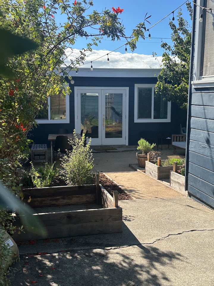 Garden Casita - El Cerrito, CA
