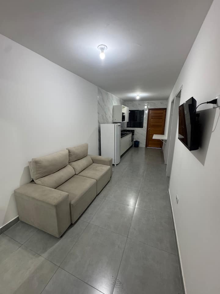 Apartamento Térreo - 2 Quartos - Localizado No Cic - Araucária