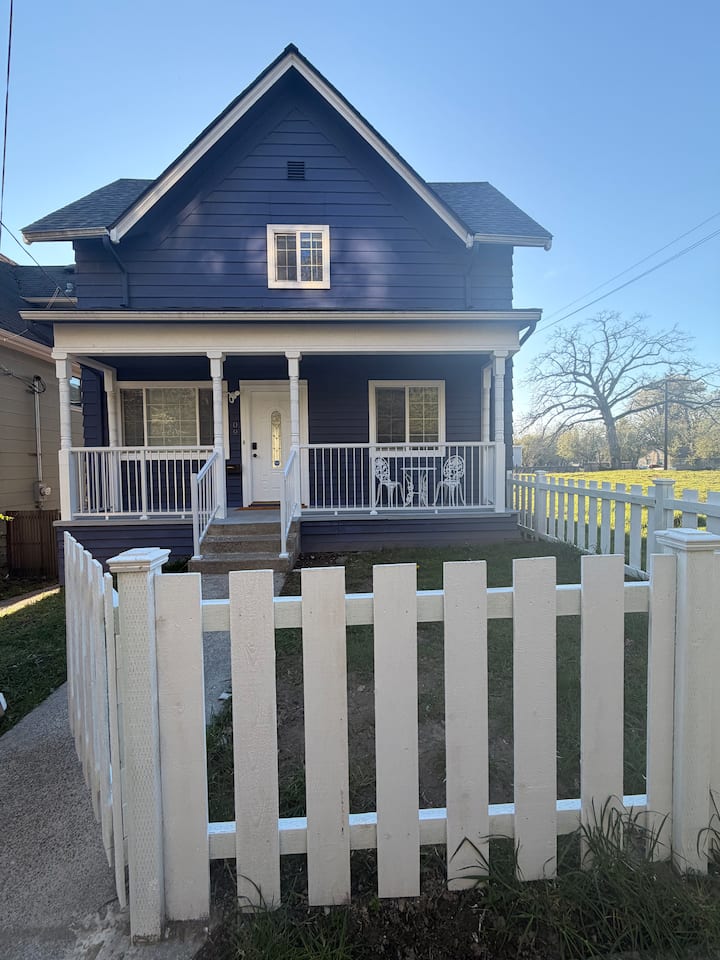 Comfortable 3br/2ba Home For Families & Groups - Westlake - Seattle