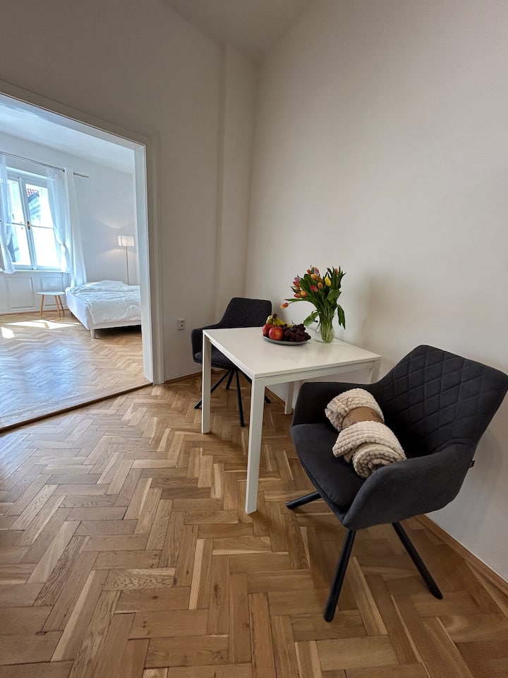 Prague Little Whale House Apartment - Praga