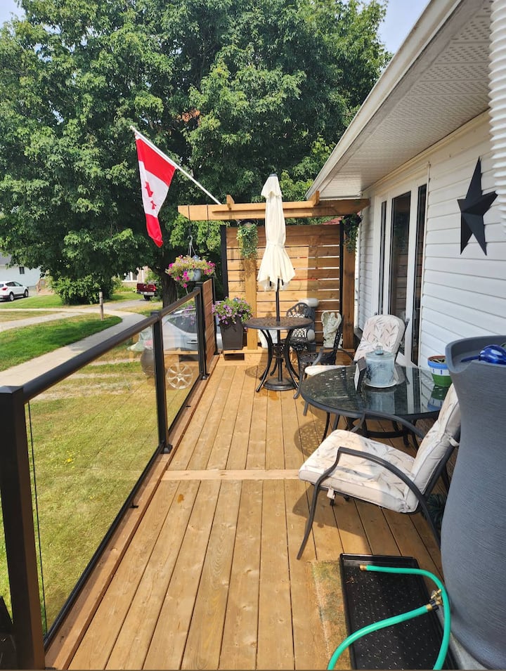 Morning Glory Villa 

Truly A Hidden Gem! - Elliot Lake