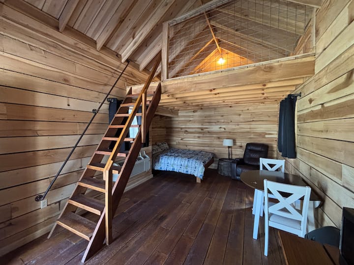 Cabin 3 At Free Spirit Campground - 印第安納