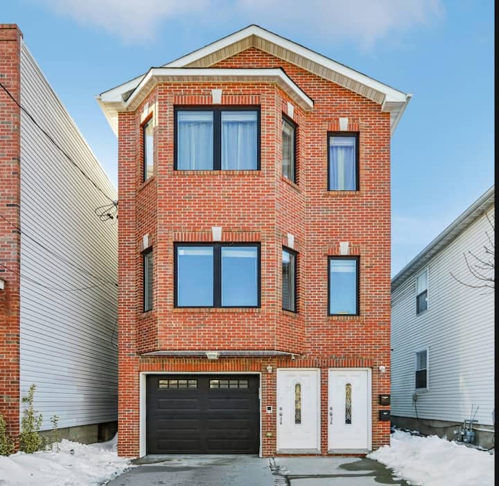 Nyc Access|modern 5br+backyard+parking - Jersey City, NJ