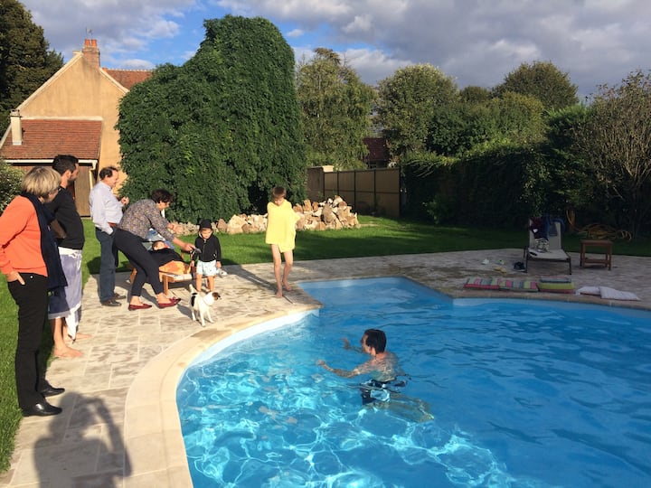 Grande Maison Familiale De Rêve / Piscine Chauffée - Auxerre