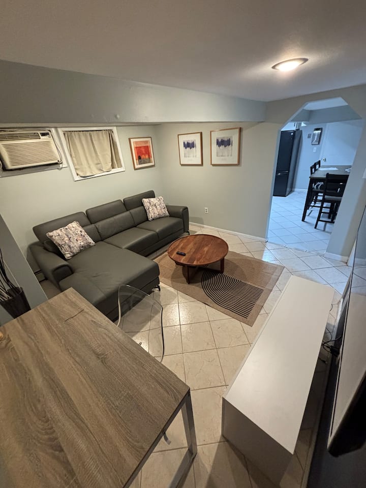 Sleek 1br Suite | 20 Min Nyc | 10 Min Metlife - Paterson, NJ